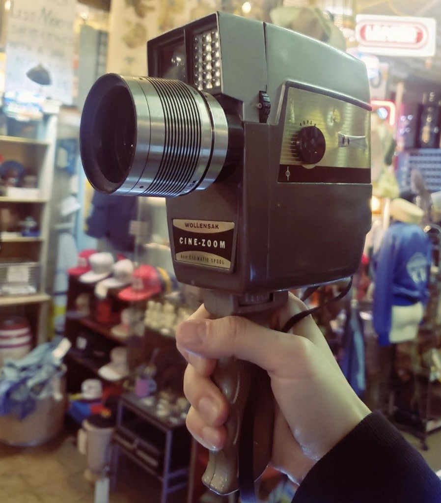 camera | DOLLY PYTHON