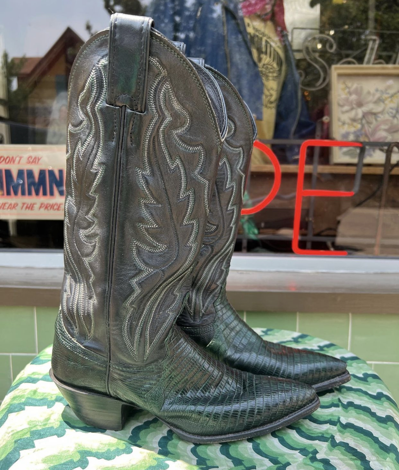 Cowboy boots | DOLLY PYTHON