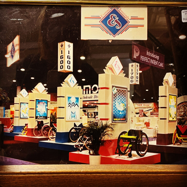 weird | DOLLY PYTHON