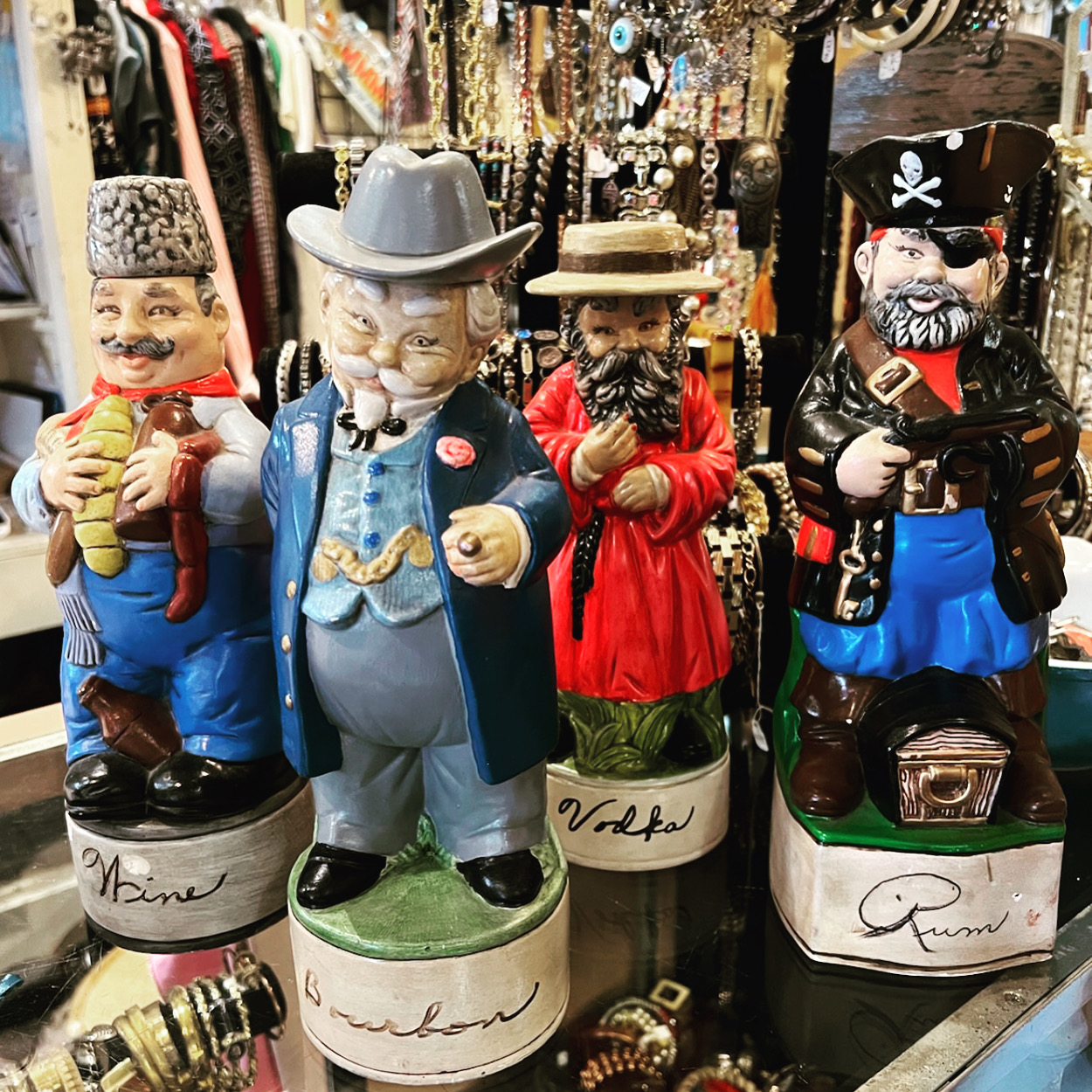 bar ware | DOLLY PYTHON