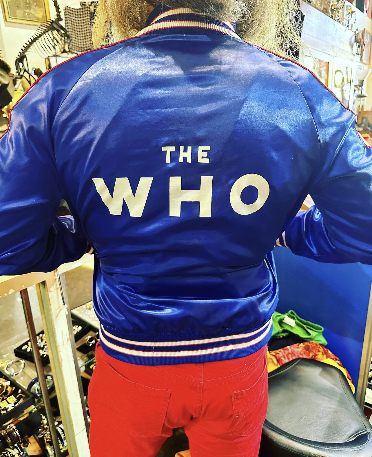 Who Are You | DOLLY PYTHON