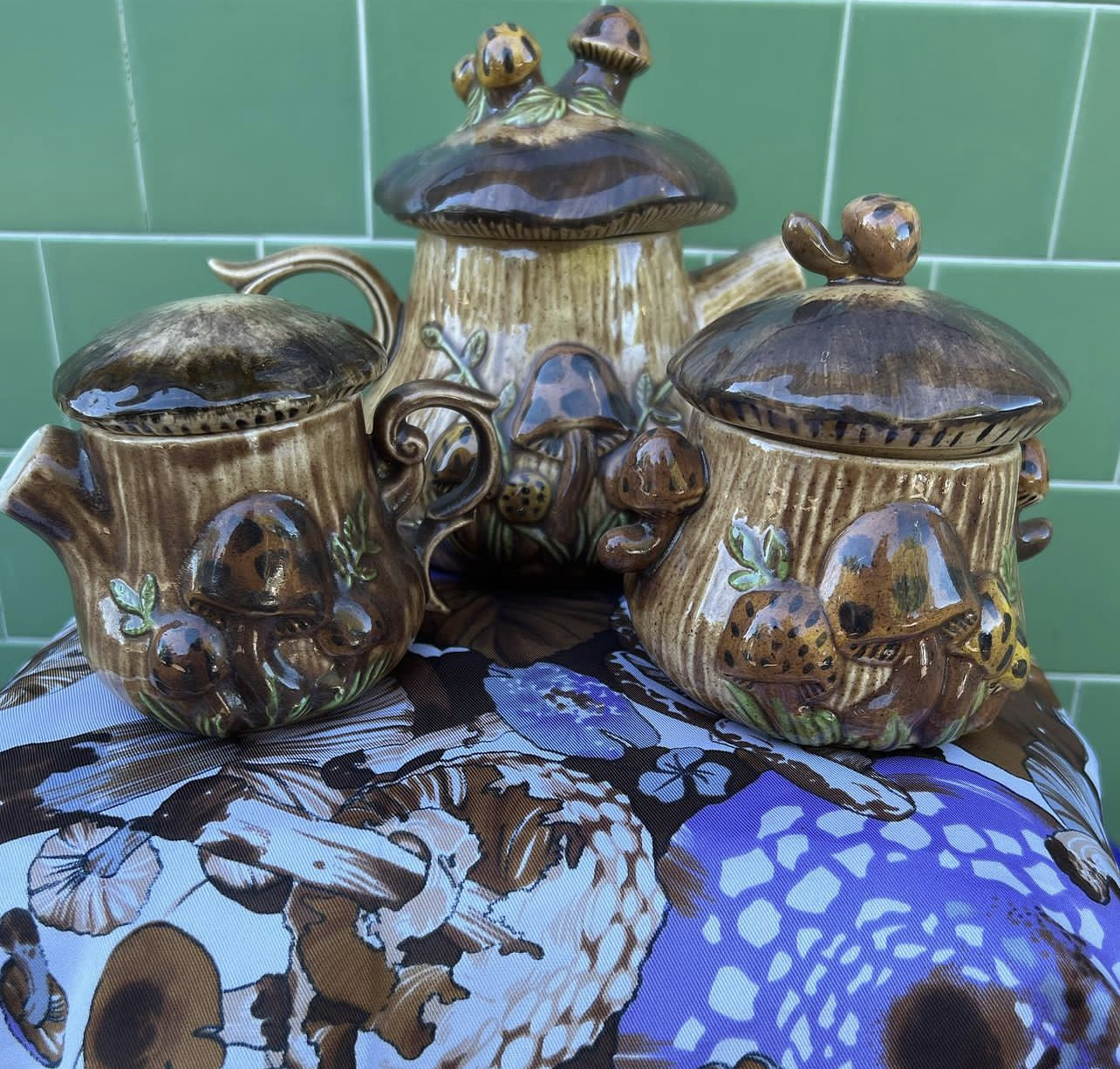 kitsch | DOLLY PYTHON