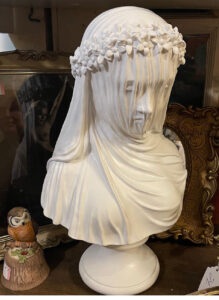 victorian | DOLLY PYTHON