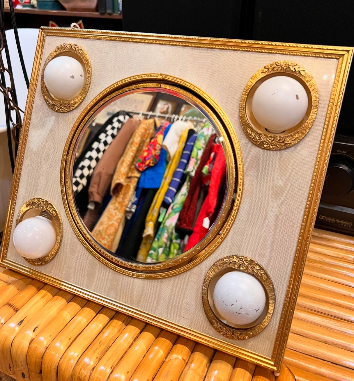 lighting | DOLLY PYTHON