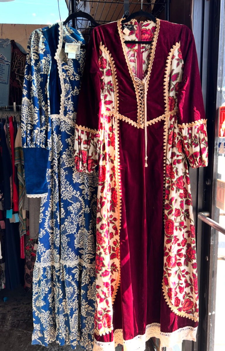 vintage clothing | DOLLY PYTHON