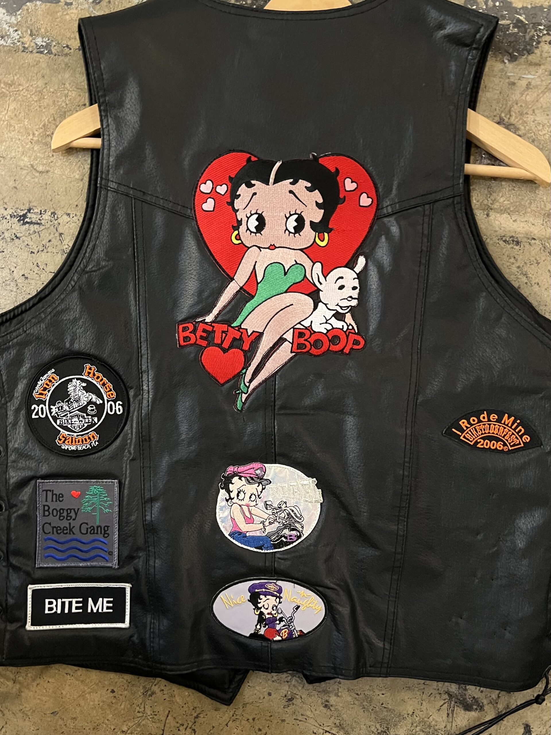 vintage clothing | DOLLY PYTHON